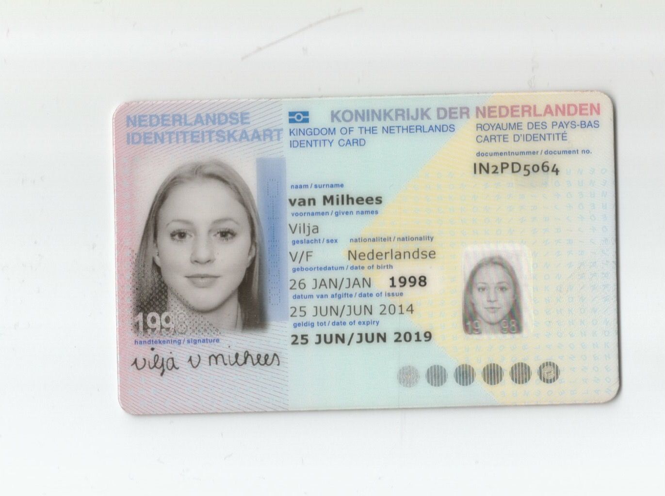 Koop een geregistreerde Nederlandse identiteitskaart
